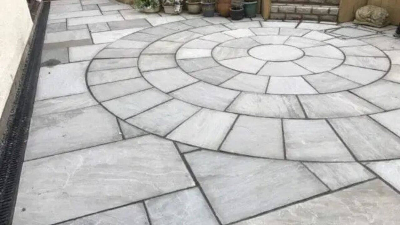 Circular Stone Paving – The Perfect Choice for Stunning Outdoor